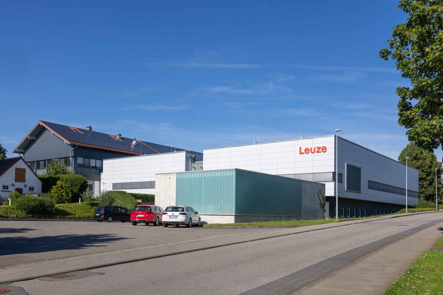 Unternehmen - Leuze electronic assembly